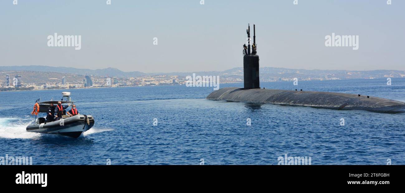 Uss san juan ssn 751 hi-res stock photography and images - Alamy