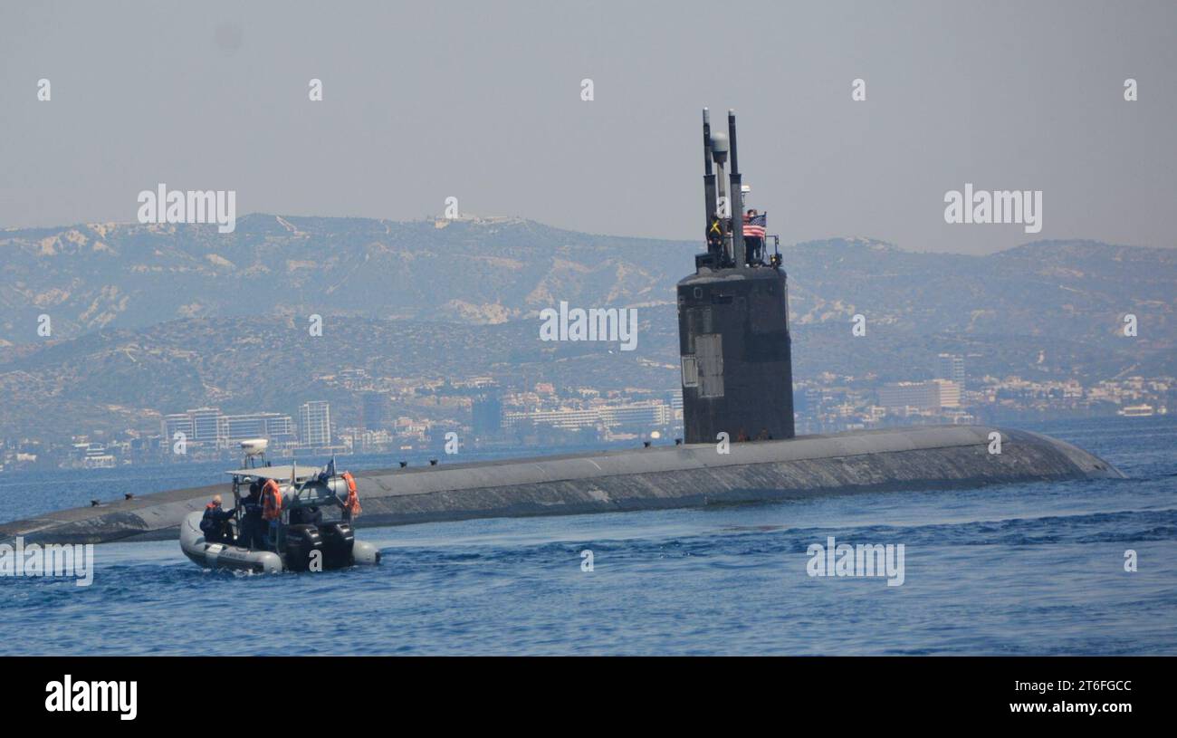 Uss san juan ssn 751 hi-res stock photography and images - Alamy