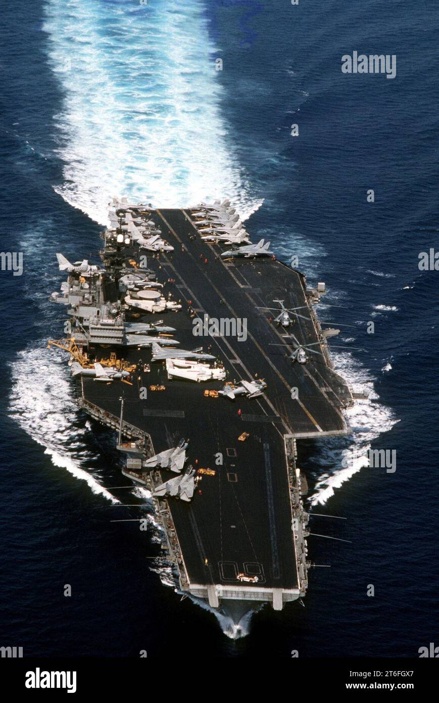 USS Saratoga (CV-60) bow view in 1990 Stock Photo - Alamy