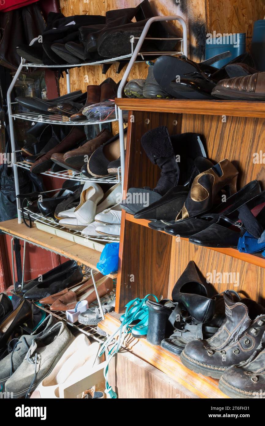 Mens shoe city hi-res stock photography and images - Alamy