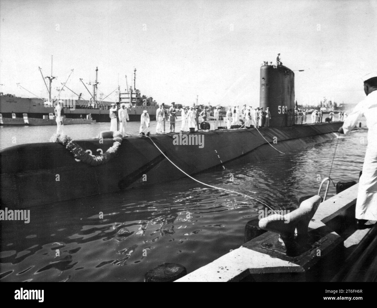 USS Sargo (SSN-583) and USNS Valentine (T-AF-47) at Pearl Harbor ...