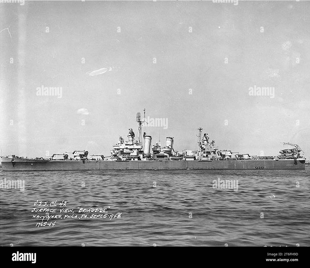 USS Savannah (CL-42) off the Philadelphia Naval Shipyard on 5 September ...