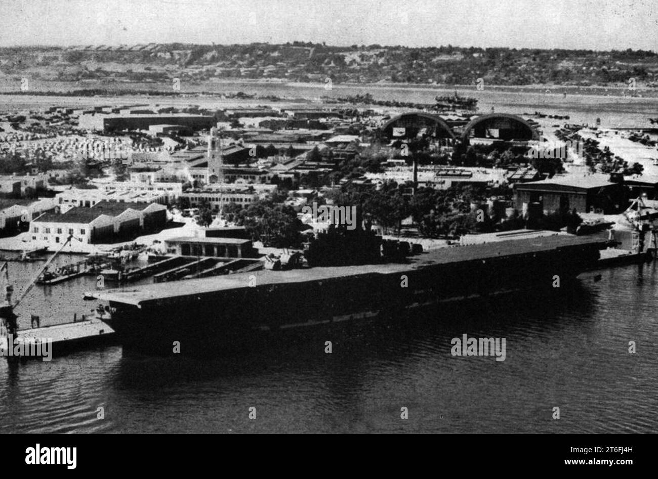 USS Shangri-La (CV-38) docked at Naval Air Station North Island ...