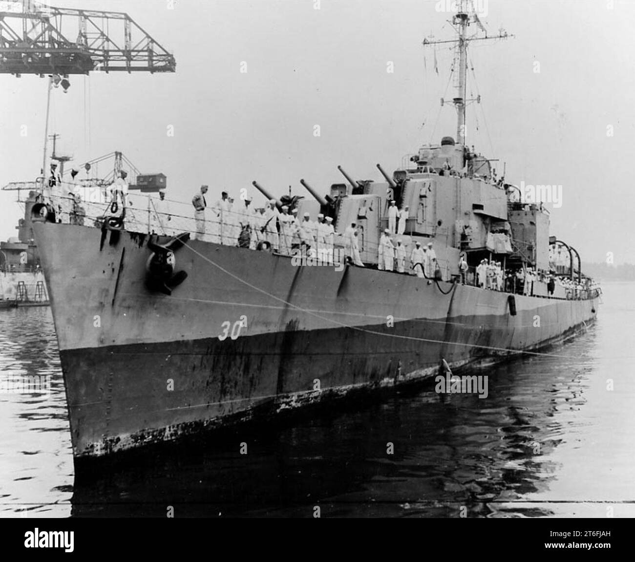 USS Shea (DM-30) at the Philadelphia Naval Shipyard c1946 Stock Photo ...
