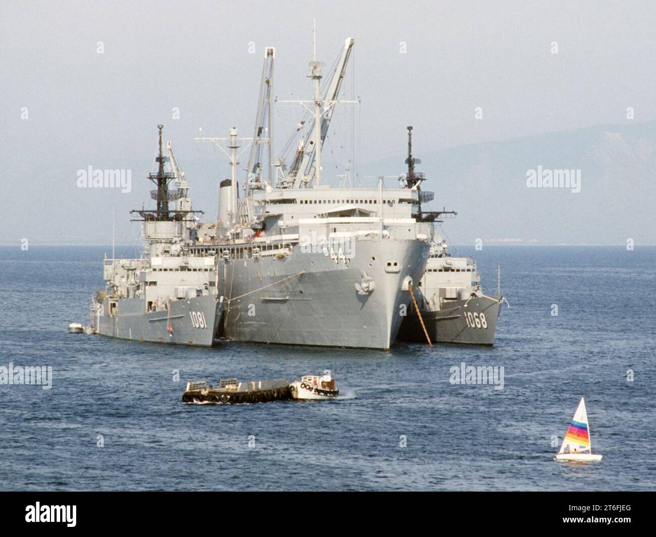 USS Shenandoah (AD-44) with frigates in the Med c1987 Stock Photo - Alamy