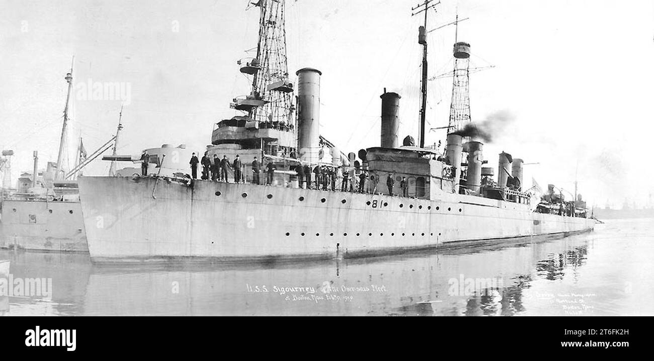 USS Sigourney (DD-81) at the Boston Naval Shipyard, Massachusetts (USA ...