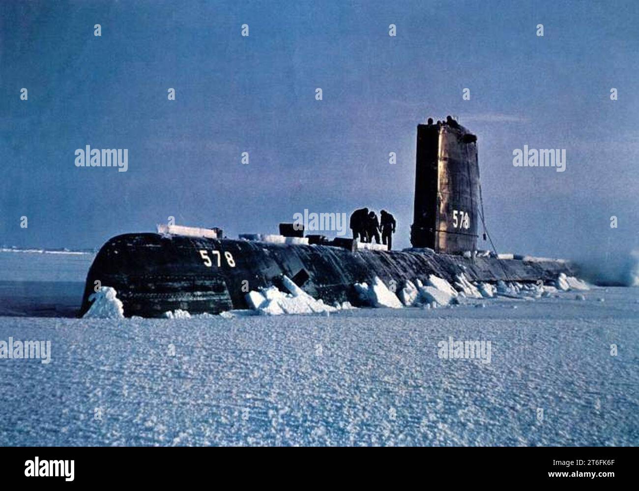 USS Skate (SSN-578) surfaced in Arctic - 1959 Stock Photo - Alamy