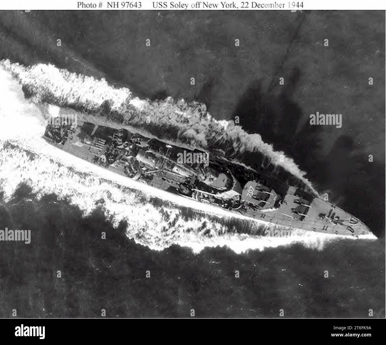 USS Soley (DD-707) underway in the Atlantic Ocean, 22 December 1944 ...