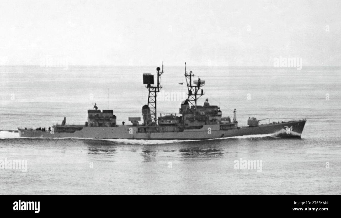 USS Somers (DDG-34) underway at sea, circa in 1969 Stock Photo - Alamy
