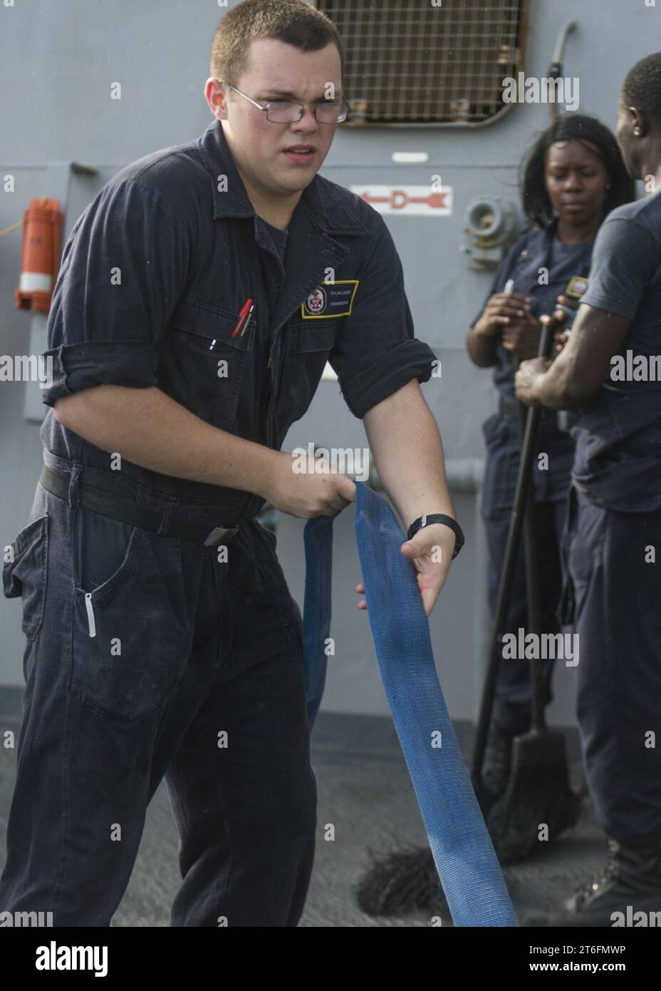 USS STOUT (DDG 55) DEPLOYMENT 2016 160728 Stock Photo - Alamy