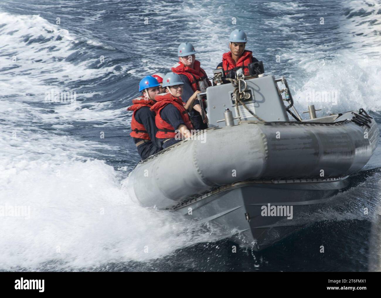 USS STOUT (DDG 55) DEPLOYMENT 2016 160727 Stock Photo - Alamy