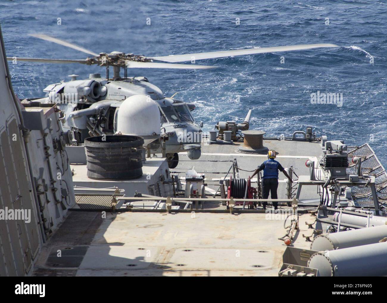 USS STOUT (DDG 55) DEPLOYMENT 2016 160808 Stock Photo - Alamy