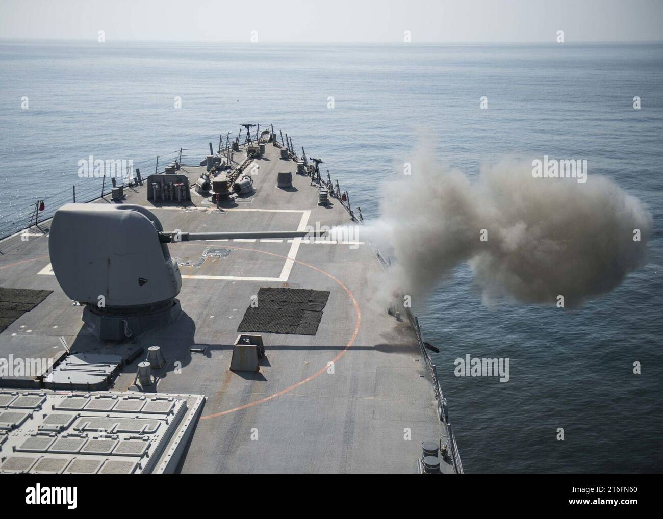 USS STOUT (DDG 55) DEPLOYMENT 2016 160910 Stock Photo - Alamy