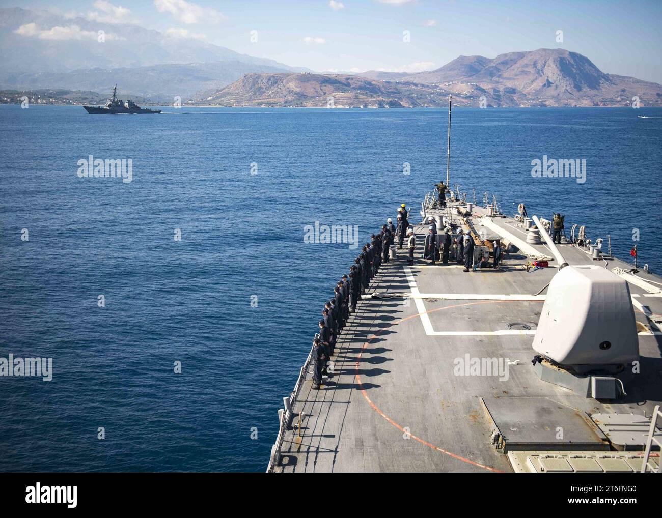 USS STOUT (DDG 55) DEPLOYMENT 2016 161021 Stock Photo - Alamy