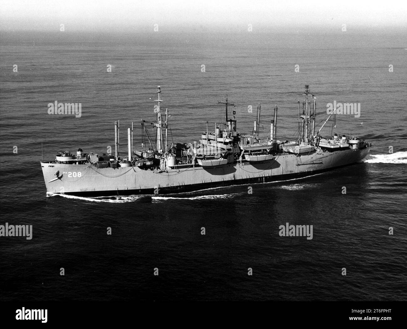 USS Talladega (APA-208) underway, circa in the 1940s Stock Photo - Alamy