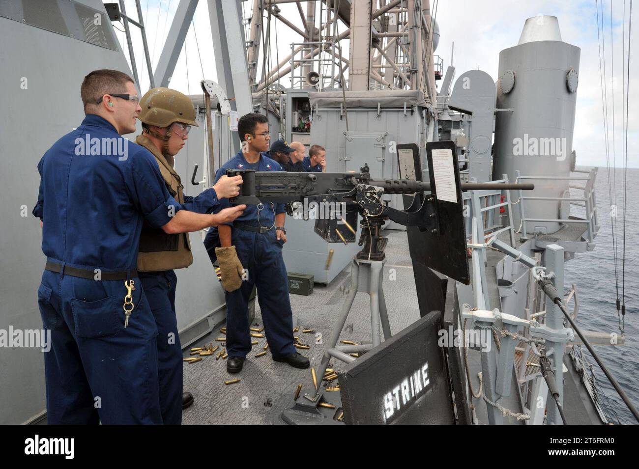 USS Thach in the Pacific Ocean 130624 Stock Photo - Alamy