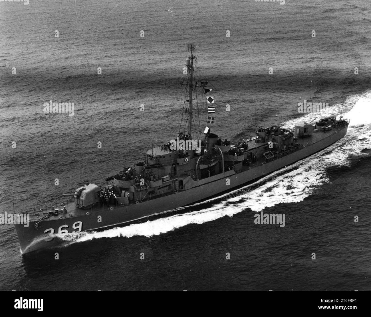 USS Thaddeus Parker (DE-369) underway, circa in the 1950s (USN 1043473 Stock Photo - Alamy