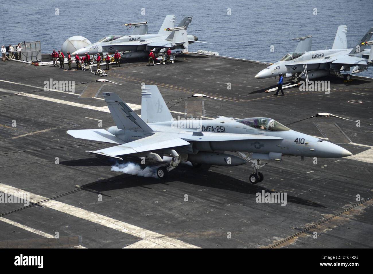 USS Theodore Roosevelt (CVN 71) 150416 Stock Photo - Alamy