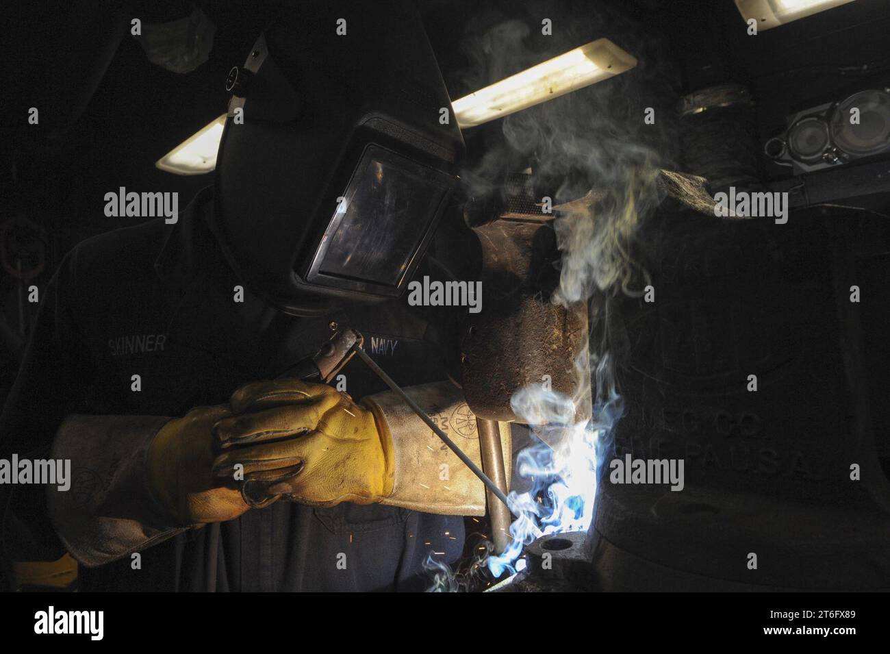 Fn operations hi-res stock photography and images - Alamy