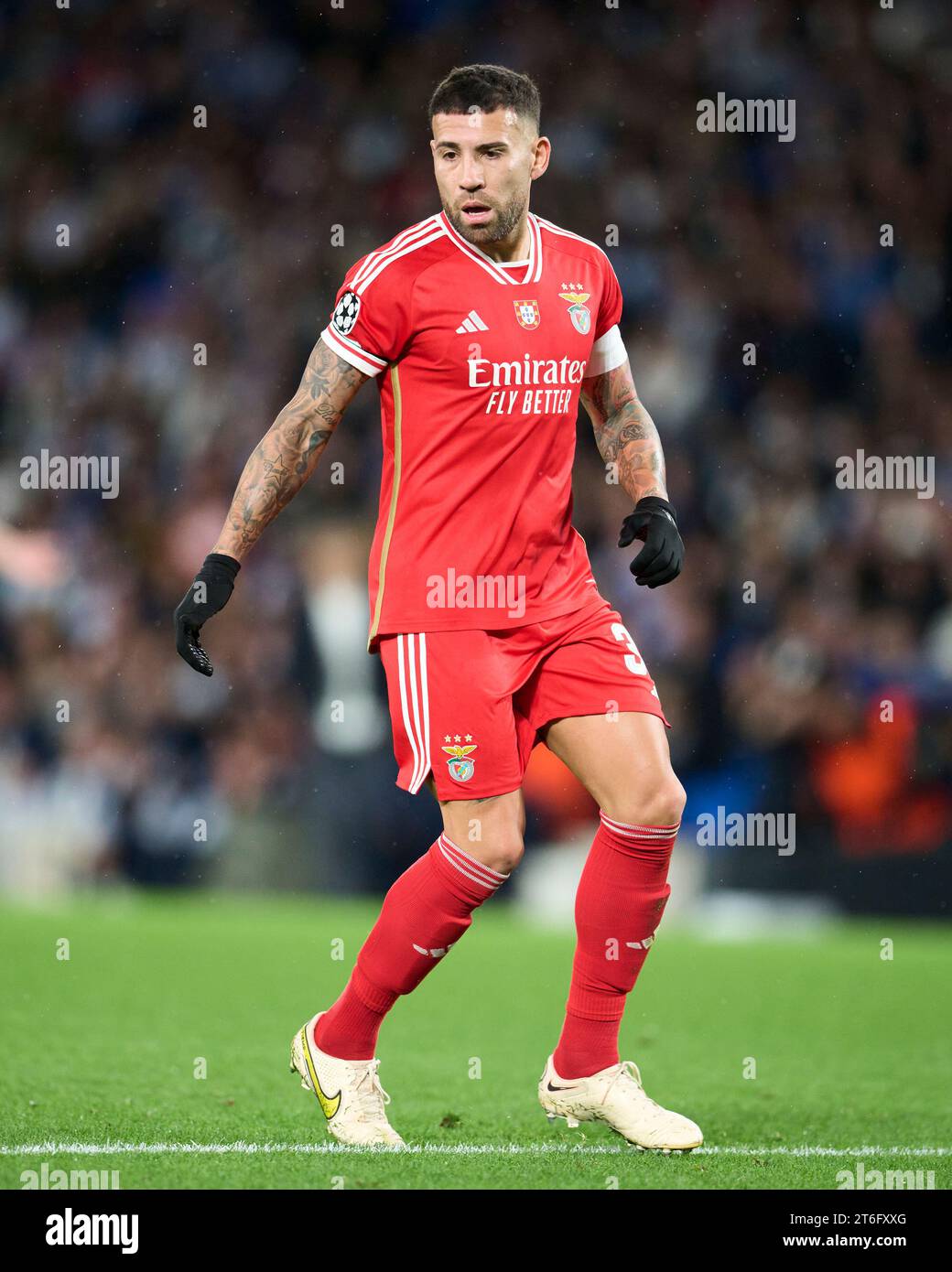 Nicolas Otamendi of SL Benfica in action during the Group D - UEFA ...