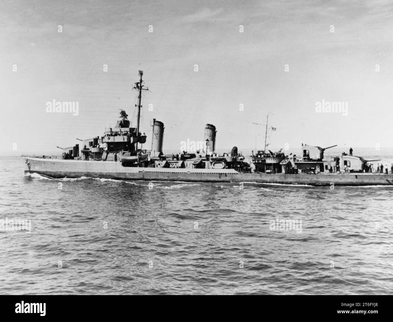 USS Thompson (DD-627) underway, circa in late May 1944 Stock Photo - Alamy