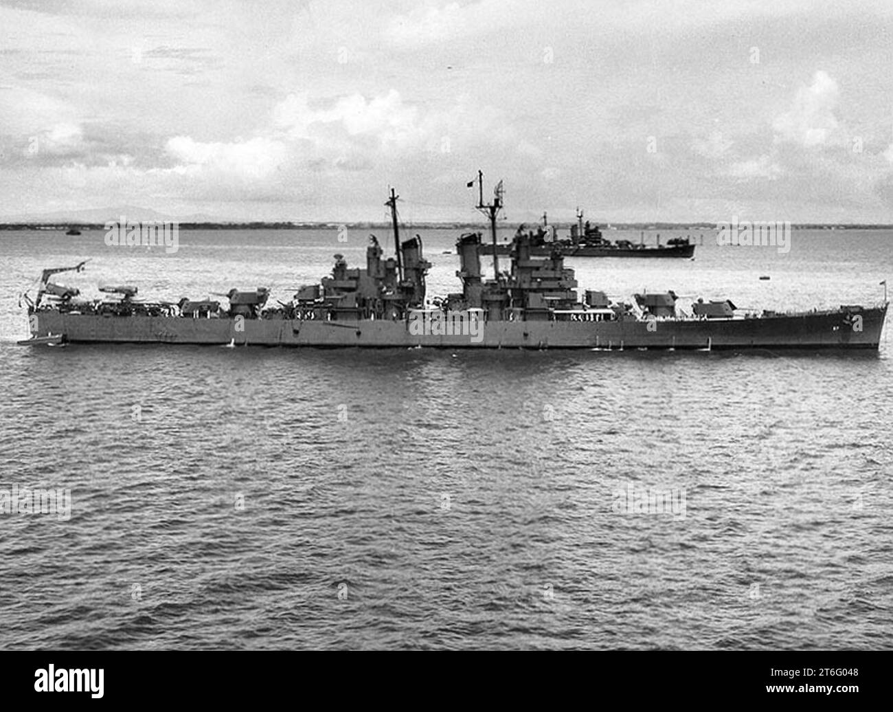 USS Topeka (CL-67) in Manila Bay 1946 Stock Photo - Alamy