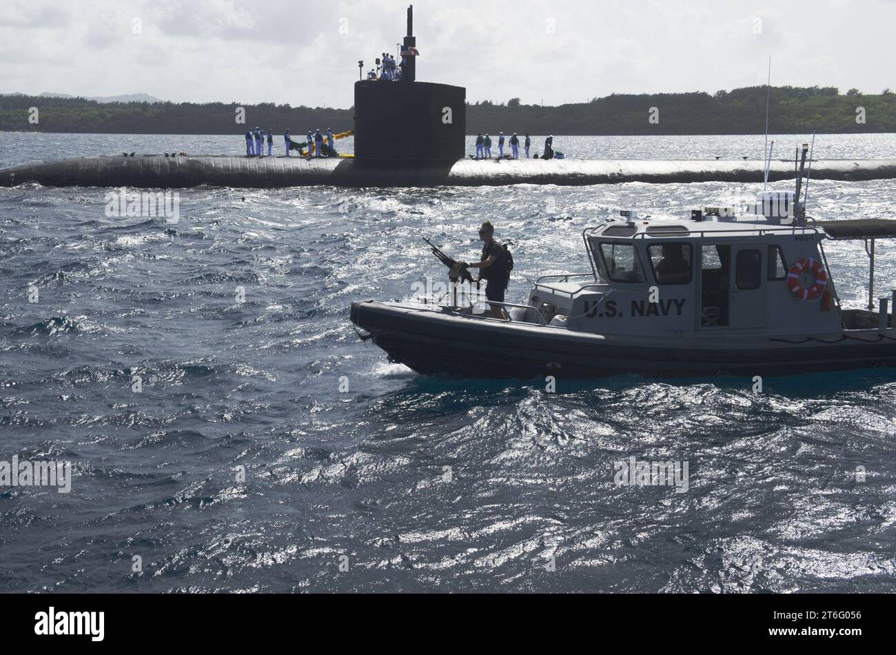 Los angeles class submarine uss topeka ssn 754 hi-res stock photography ...