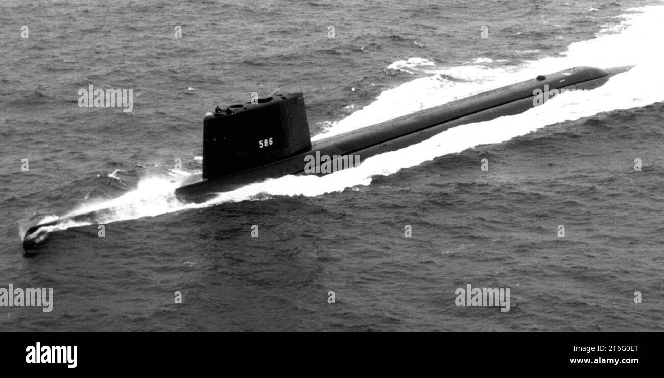 Uss triton hi-res stock photography and images - Alamy