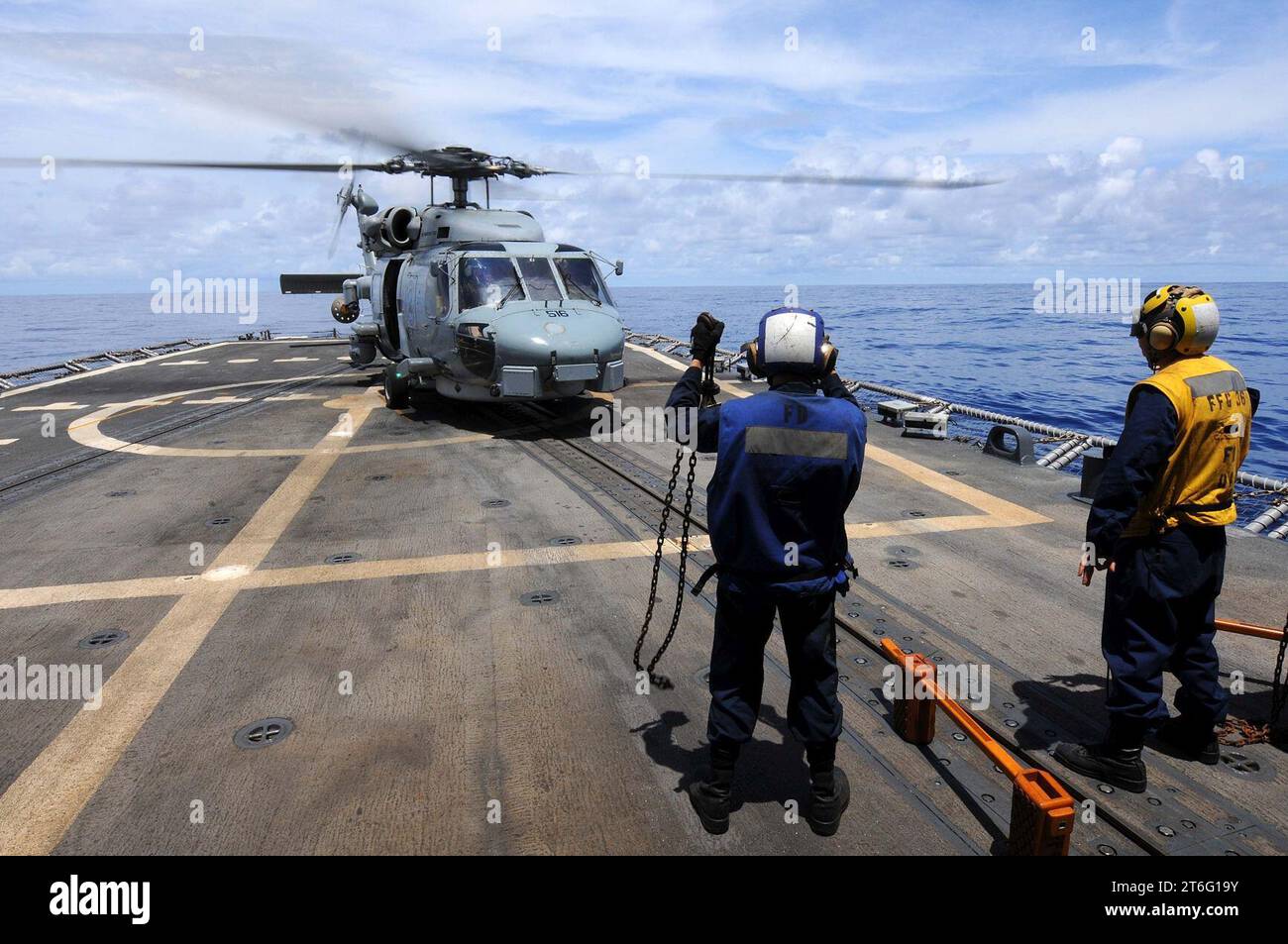 USS Underwood flight quarters 120721 Stock Photo - Alamy
