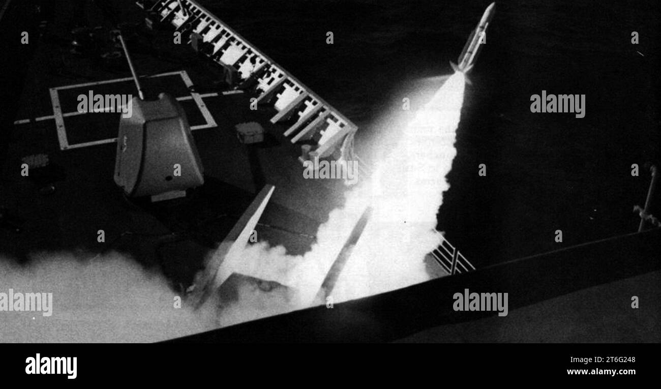 USS Vincennes (CG-49) launches a RIM-66 Standard missile, in 1988 Stock ...