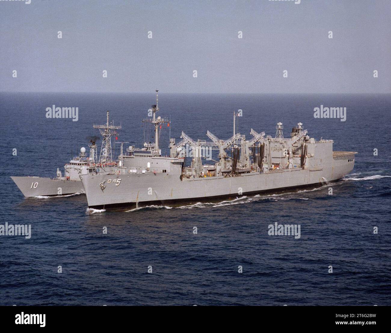 Uss wabash aor 5 hi-res stock photography and images - Alamy