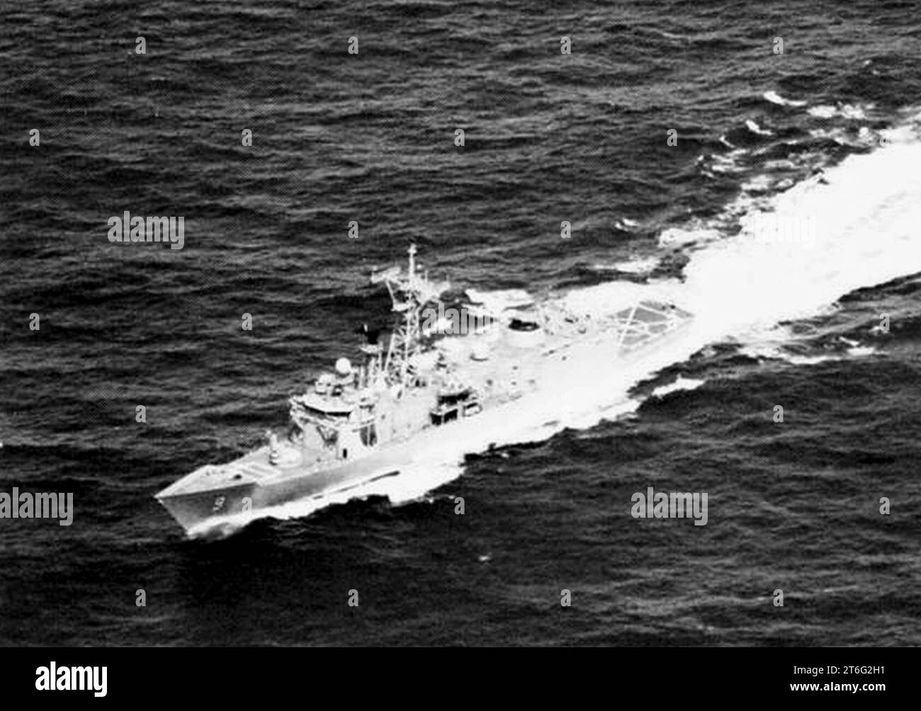 USS Wadsworth (FFG-9) underway c1983 Stock Photo - Alamy