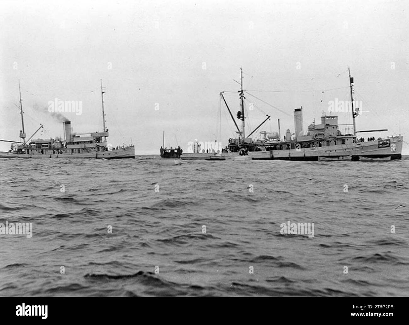 Uss falcon hi-res stock photography and images - Alamy