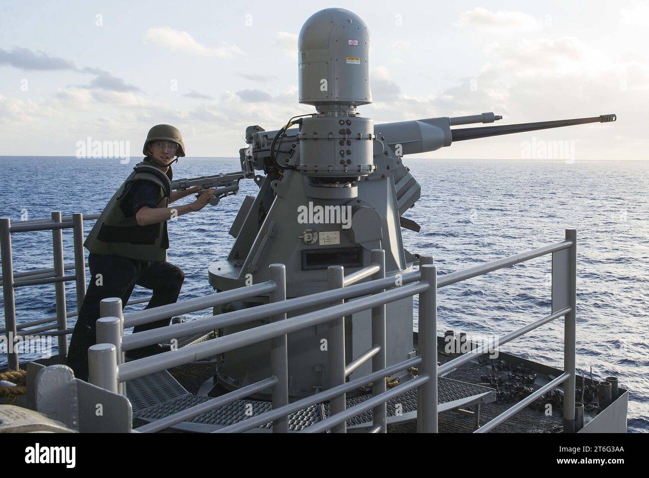 USS Wasp conducts a live-fire exercise with Mk 38 Mod 2 gun Stock Photo ...