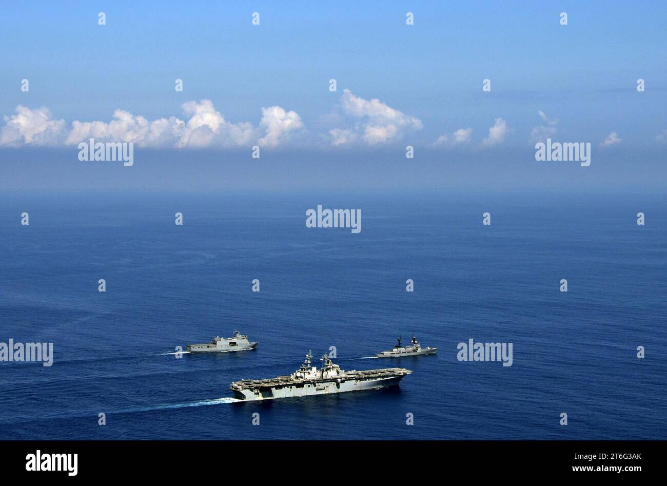 USS Wasp, BRP Ramon Alcatraz and BRP Tarlac at Balikatan 2019 - 001 ...