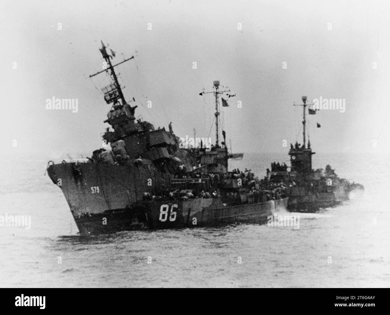 USS William D. Porter (DD-579) sinking after a Kamikaze attack off ...