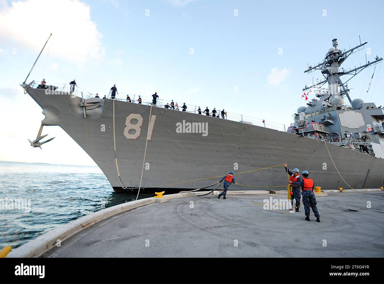 USS Winston Churchill arrives at NAS Key West 140905 Stock Photo - Alamy
