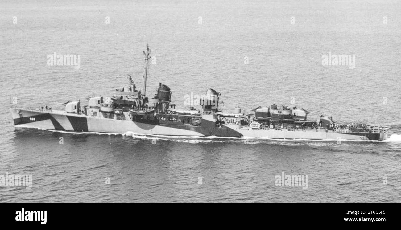 USS Wren (DD-568) underway off Dungeness Point on 2 June 1944 Stock ...