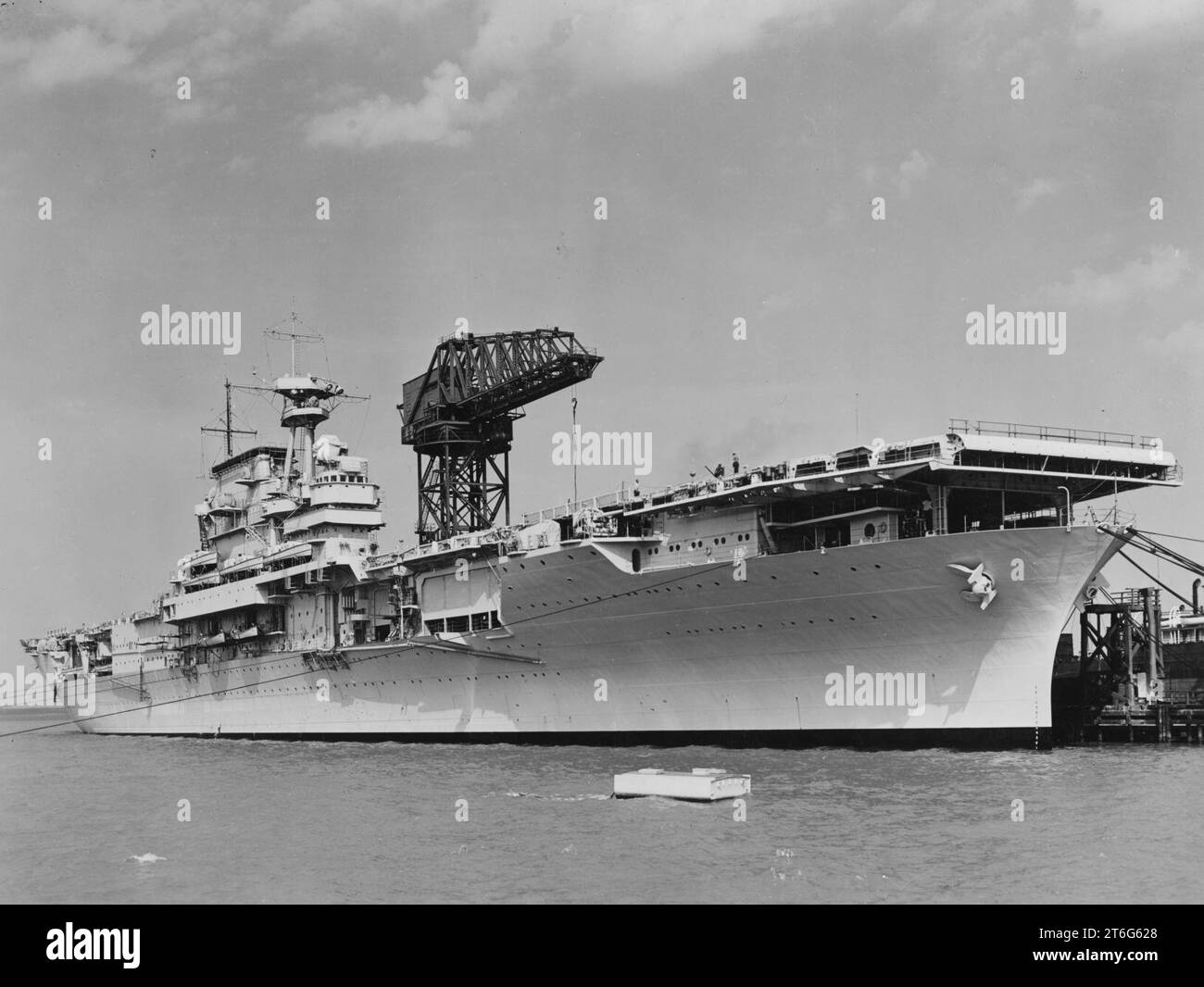 USS Yorktown (CV-5) tied up at Newport News Shipbuilding, Virginia (USA ...