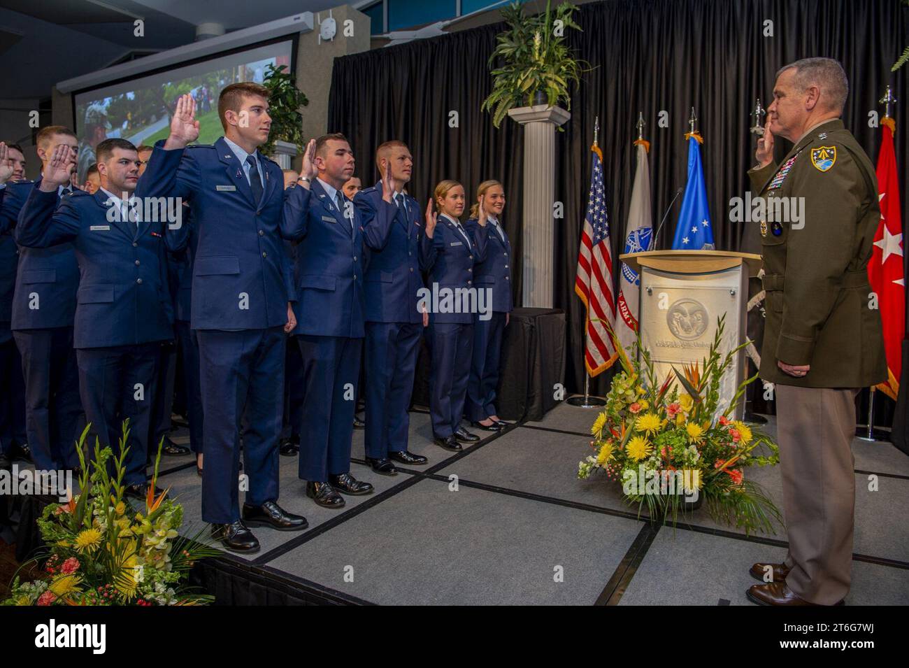 USSPACECOM commander administers oath of office to Air Force and Space ...