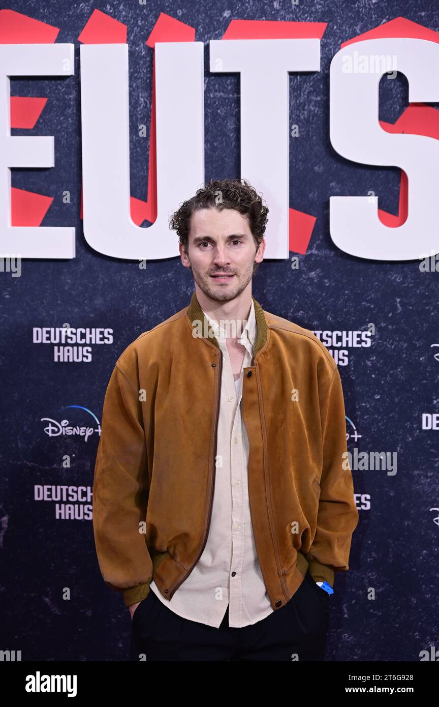 Disney schauspielerin hi-res stock photography and images - Alamy