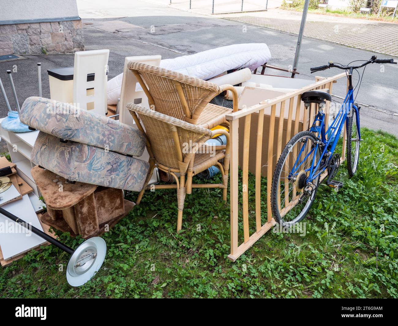 Bulky waste container hi-res stock photography and images - Alamy