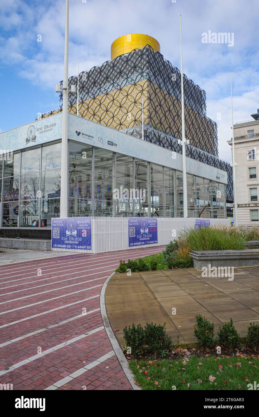 Birmingham library facade hi-res stock photography and images - Alamy