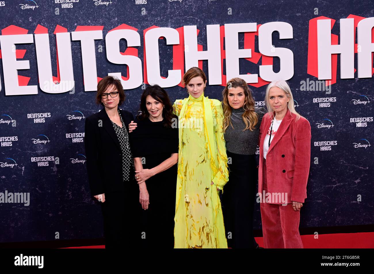 Sabine de Mardt, Iris Berben, Katharina Stark, Anke Engelke und Annette ...