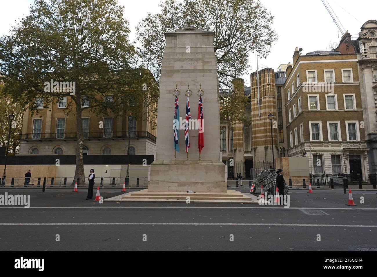 London, UK. 10th Nov, 2023. Police at the Cenotaph in Whitehall on the ...