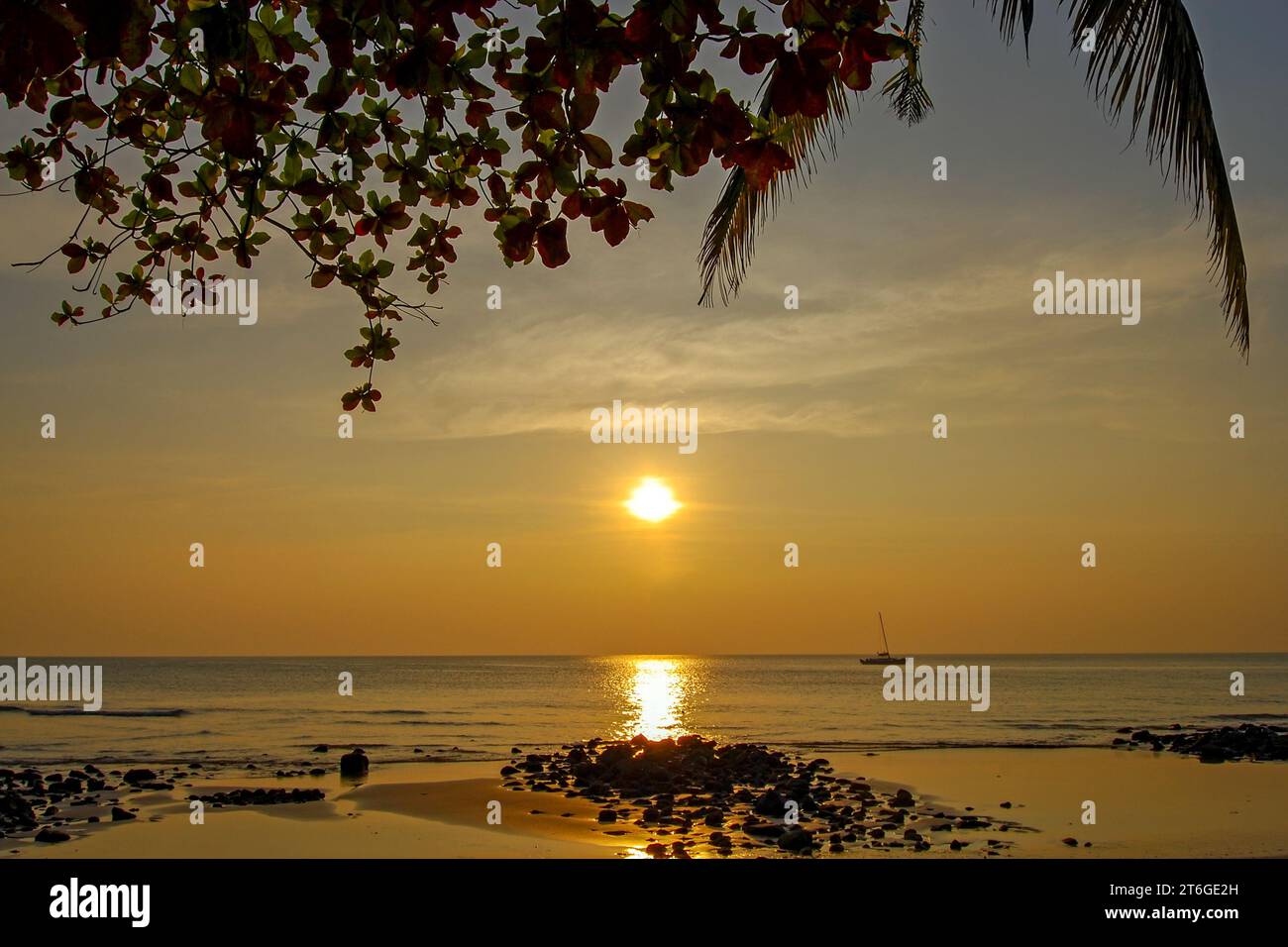 Relax on koh chang beach hi-res stock photography and images - Alamy