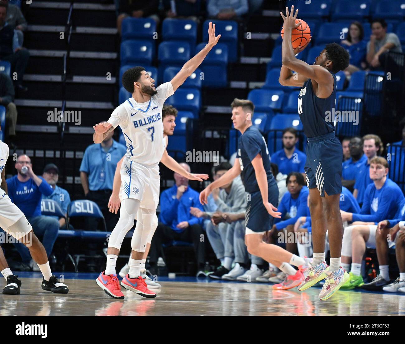 ST. LOUIS MO - NOVEMBER 08: Saint Louis guard Michael Meadows Jr (7 ...
