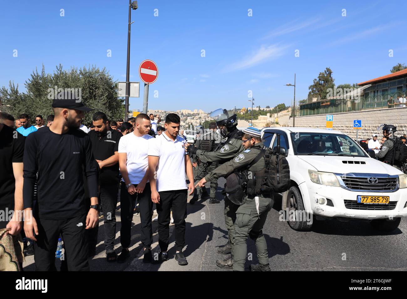 Israeli restrictions continue at Al-Aqsa Mosque An Israeli security ...