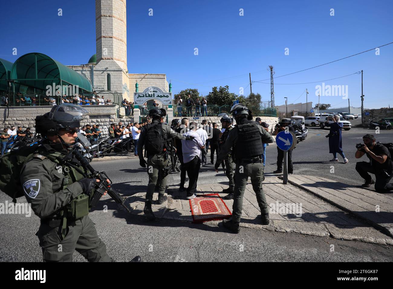 Israeli restrictions continue at Al-Aqsa Mosque Israeli security forces ...