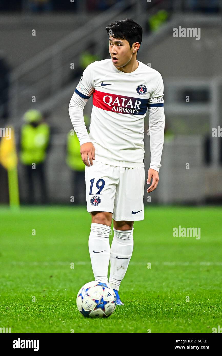 Kang in lee psg hi-res stock photography and images - Alamy